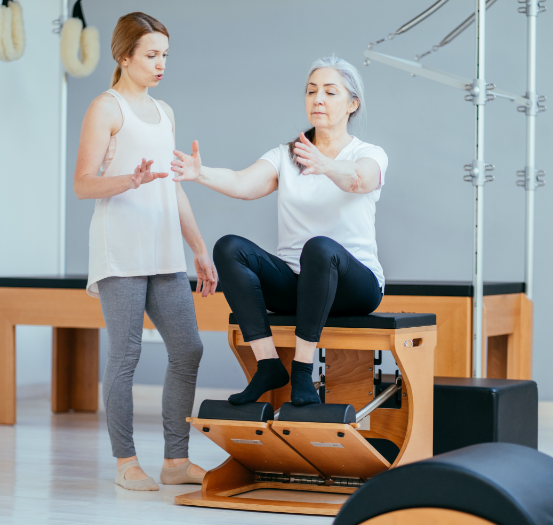 Idosos - Studio Pilates Evolution | Evolution Pilates